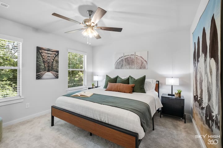 New! Prime Location! Bike Friendly! Ping Pong! - Bella Vista, AR