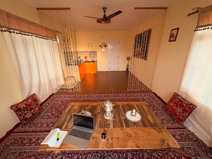 Sonzal Heritage Flat | Private For Couples - Srinagar
