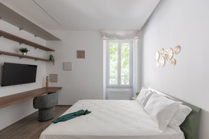 Iflat | Sleek & Sunlit Apartment Near The Vatican - Italy