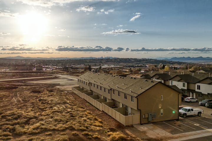 3br Townhome -Trails-propane Grill & Pet Friendly - Cedar City, UT