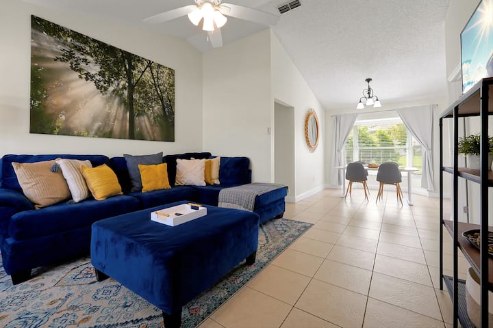 Cozy Deltona Home • Near Debary & I-4 - Orange City, FL