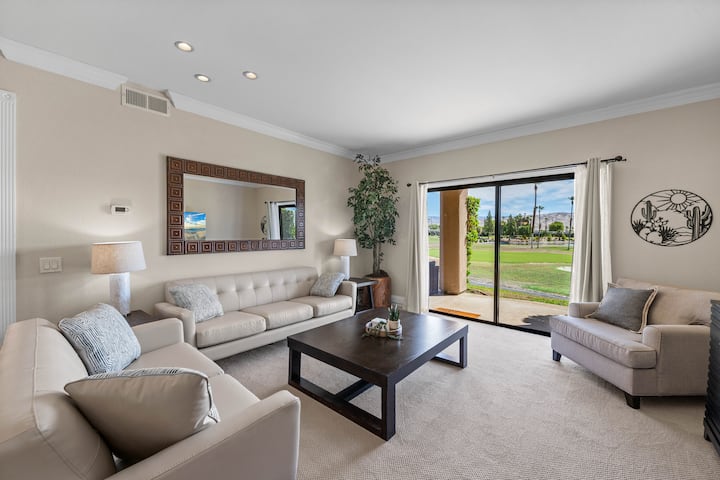 Desert Princess Condo On The Lagos 1 Green - Cathedral City, CA