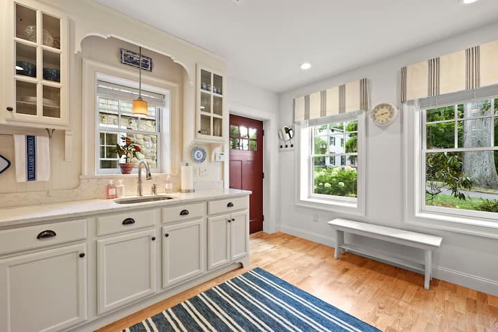 Main Street Retreat, Llc - New Britain, CT