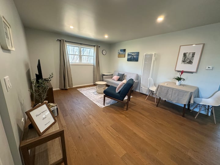 Humboldt Escape - El Cerrito, CA