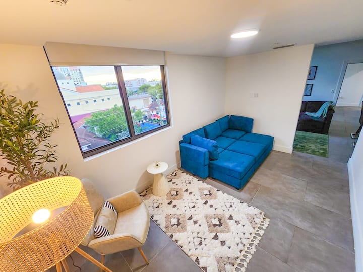 Metro Park 2br-1ba Near Marlins Park&calle Ocho - マイアミ