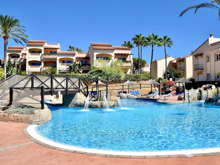 Santa Cruz Suite | Garden & Sea Views· Pool · Wifi - Fuengirola