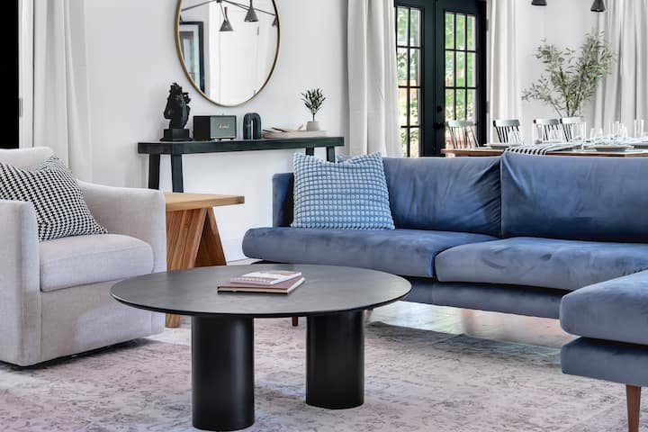 *New* Luxe 6br W/ Pool 5 Min From Track - Saratoga Springs, NY