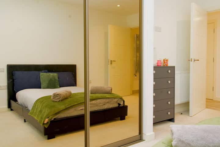 Stylish 3br | 3 Min To Southfields Station - Surbiton