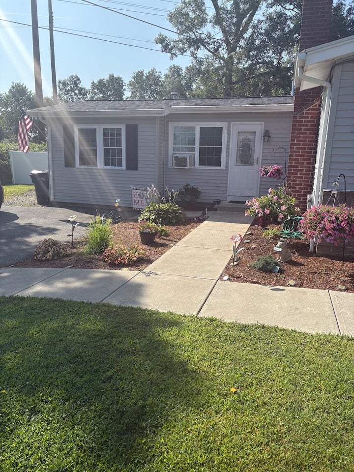 You're Home Away From Home! - Warwick, RI