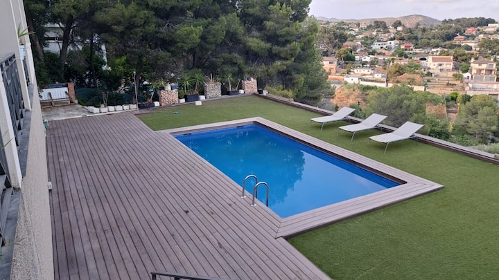 Casa Familiar, Piscina Privada A 5m De La Playa! - Cunit