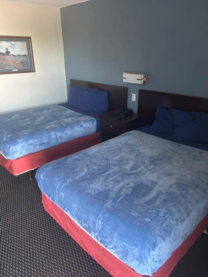 116 Double Bed Hotel Room - Amarillo