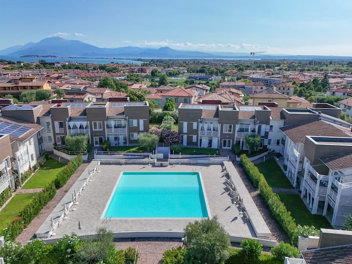 Appartamento Elia - Comfort Moderno Con Piscina - Sirmione