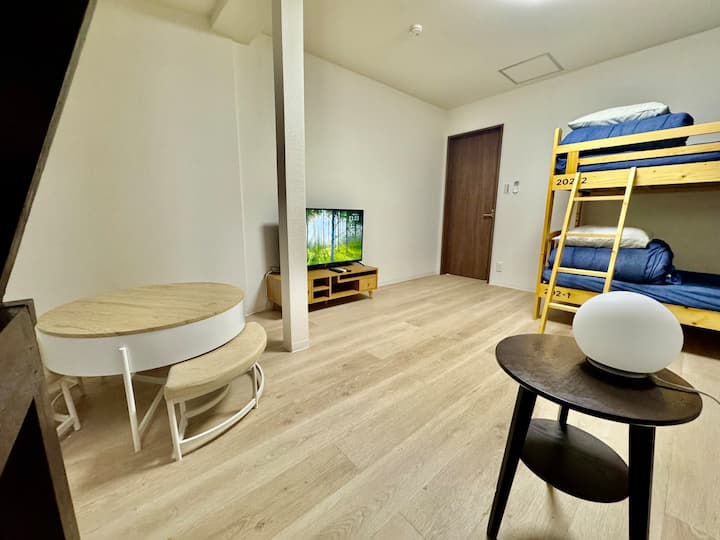 Limited Time Sale! Private House Rental/8 Minutes By Train To Namba/easy Access To Osaka Castle, Kyoto, Nara And Kobe! - Moriguchi