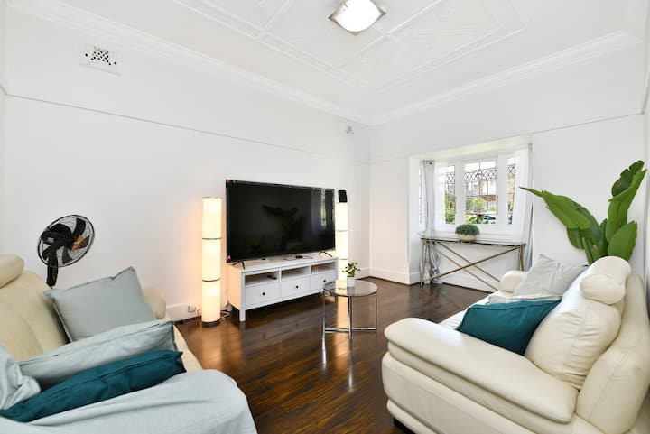 Pet-friendly Stay Near City, Beach & Transport - Randwick