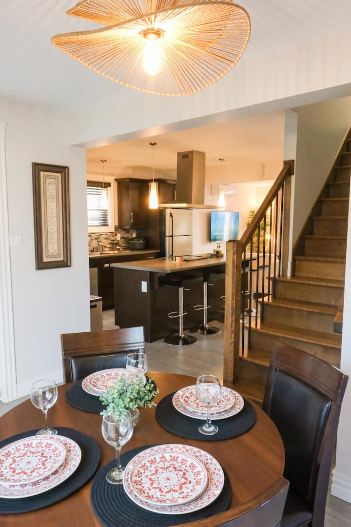 Luxury Bungalow-city Retreat ! Location! Location! - Moncton