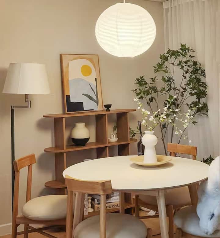 학동역 3분/강남 코엑스20분/성수 Ddp 30분/압구정/55인치tv/아기의자 제공 - Seoul