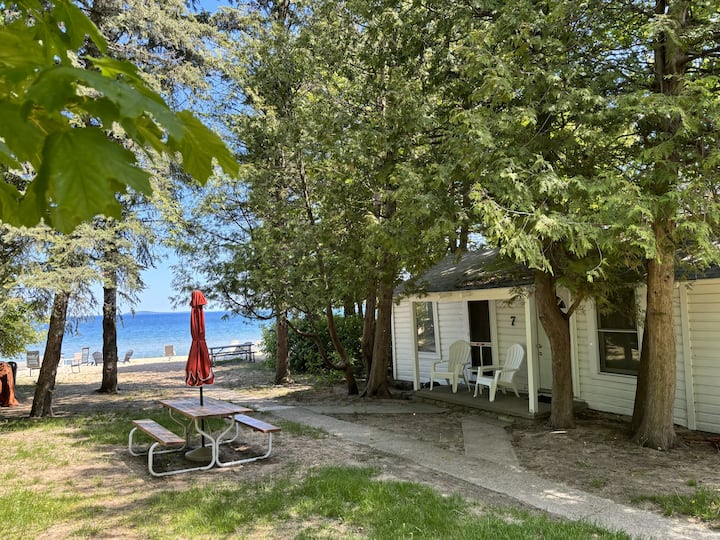 Island View Cottages - Cottage 7-walk To Downtown - Traverse City, MI