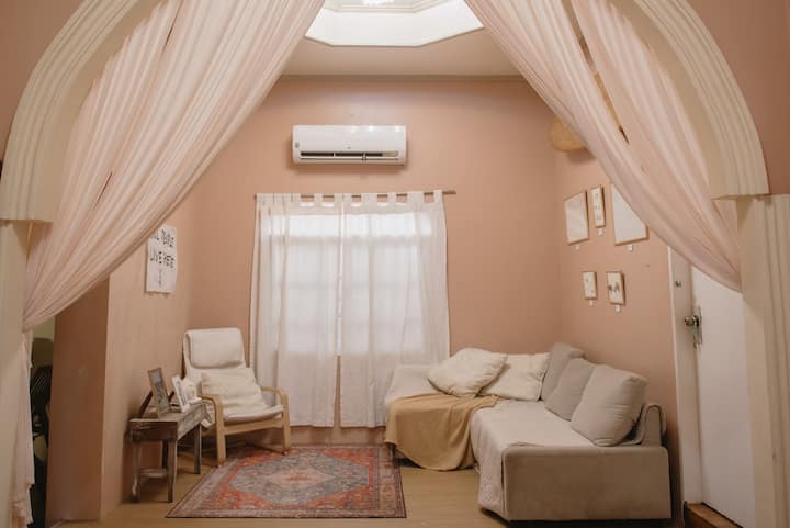 The Pink Porch Surf House | 16 Pax Near Urbiztondo - La Unión