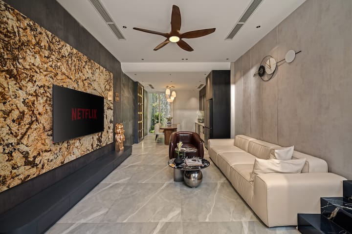 Nc Luxury House•3 Mins To Beach•full Ac•citycenter - Vietnam