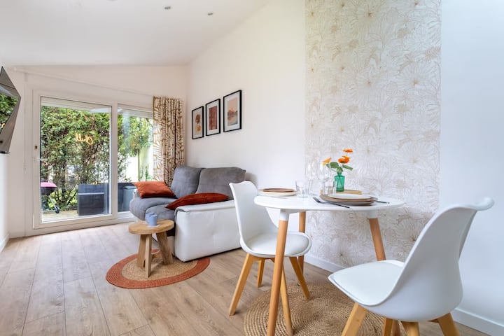 Studio 30m2 Entre Lac Et Rivière - ibis budget Santeny