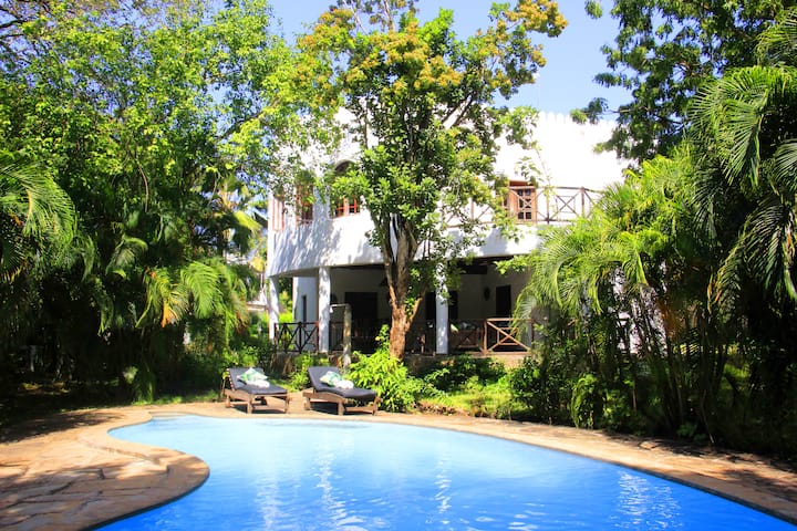 Swahili Private Villa-private Pool-5mins To Beach - Diani Beach