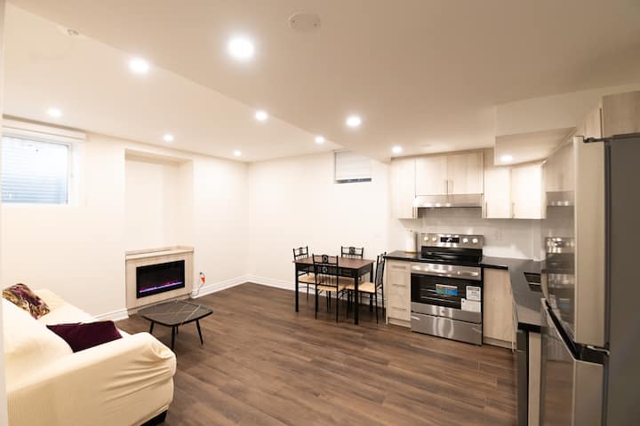 New Basement Apartment | 2 Bedrooms With Parking - Oakville