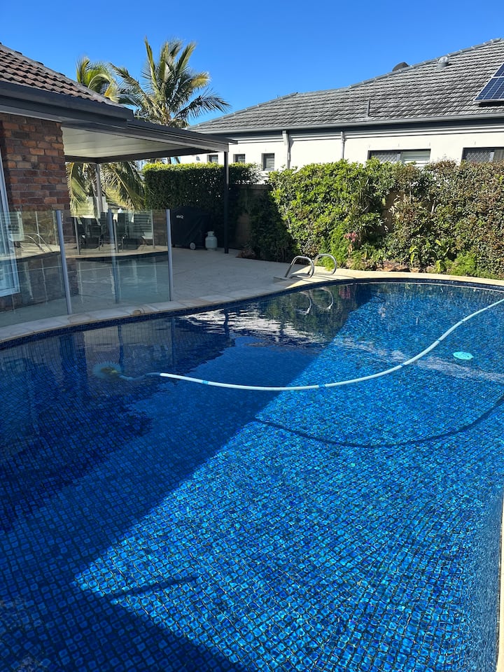 "Your Waterfront Escape" - Nerang