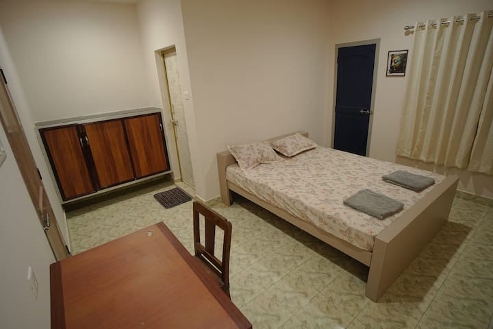 Non A/c Single Room 2 Windows - Palakkad