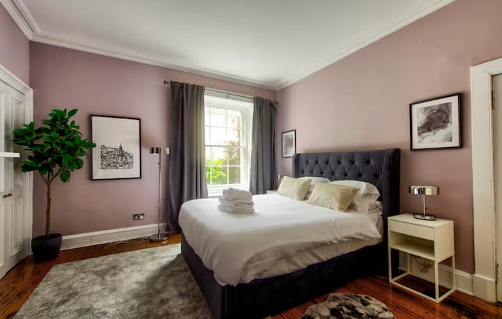 Spacious Family Friendly Central 3 Bedroom - Edinburgh
