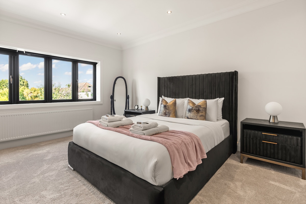 5 chambres à coucher avec jardin et stationnement près de Wimbledon ...