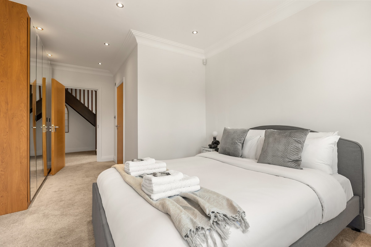 5 chambres à coucher avec jardin et stationnement près de Wimbledon ...