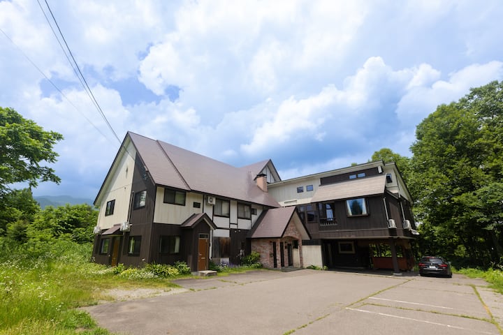 Yukiguni Base 306 - Hakuba