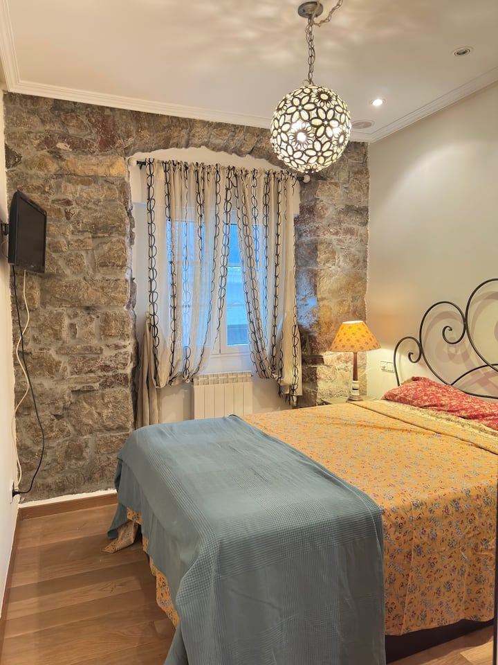 9 Historic Charm - Aviles