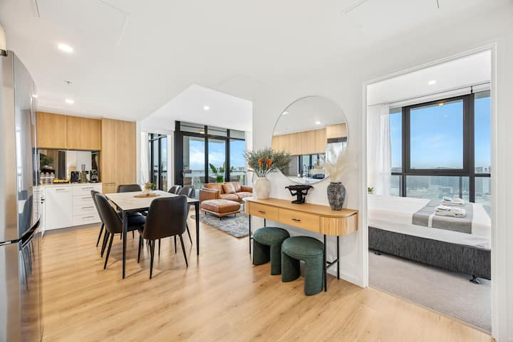 Skyvista Luxury Cbd 3br Apt - Pool & Gym & Parking - Adelaide