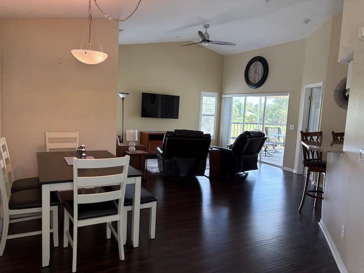 Beautiful Venice 3b/2b Condo On Golf Course - Venice, FL