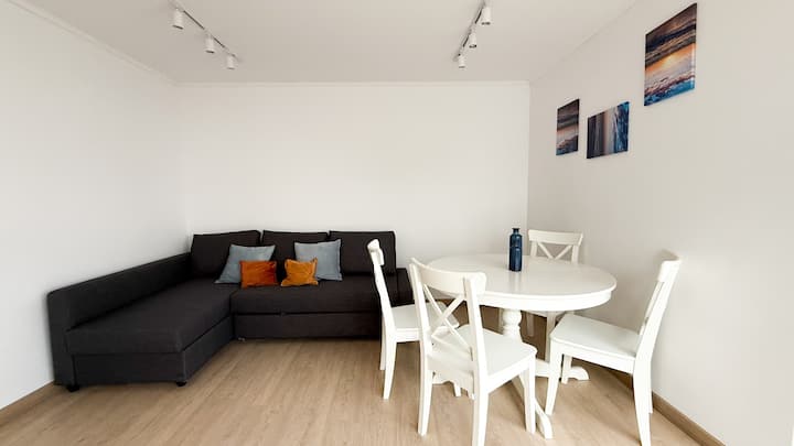 104 - Beachside Renovated 1br Apt 5 Min From Beach - Cambrils
