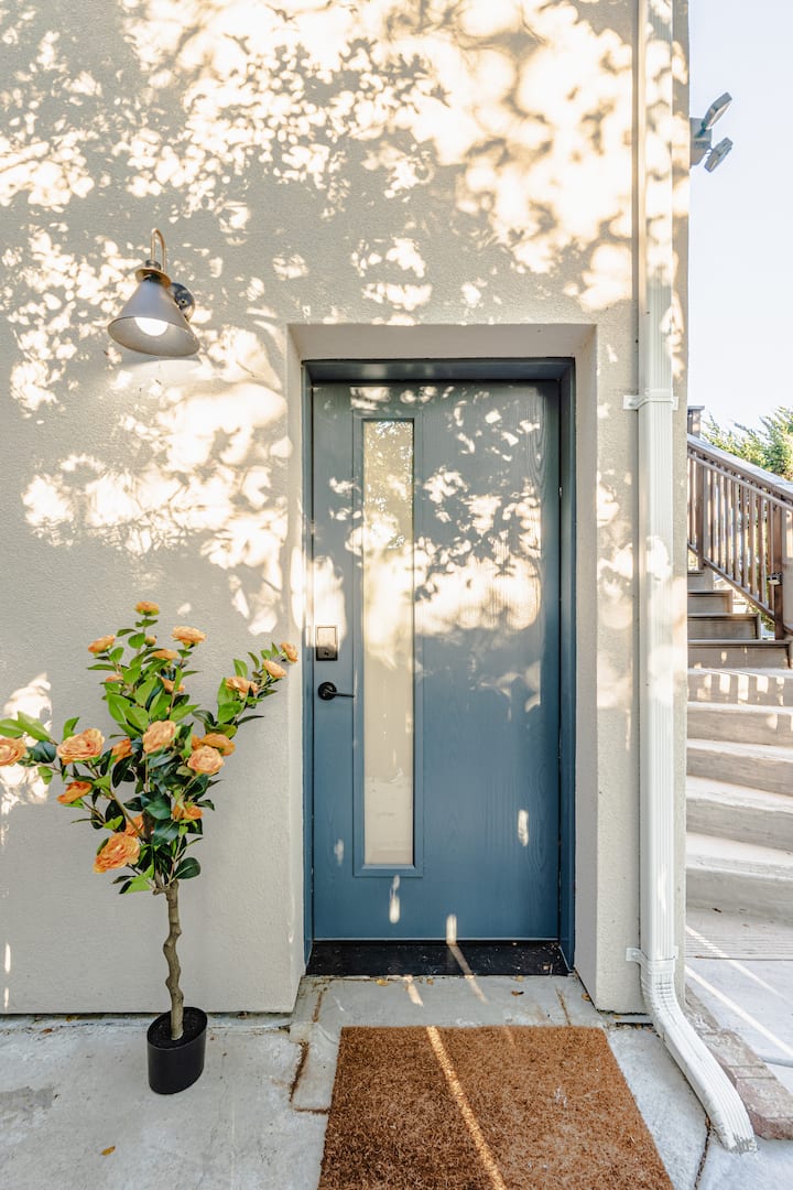Guesthouse Haven • The Modern Muse - Berkeley, CA