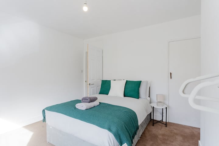 3 Bedroom House- Sizewell C Workers-great Deals. - Saxmundham