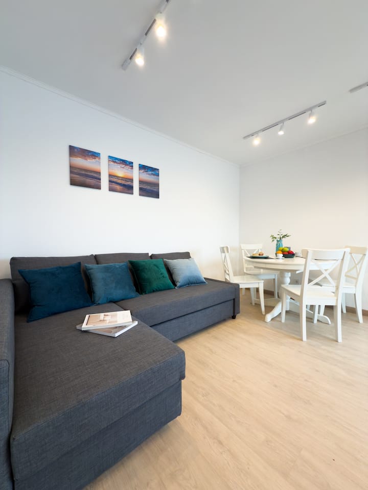 107 - Beachside Renovated 1br Apt 5 Min From Beach - Cambrils