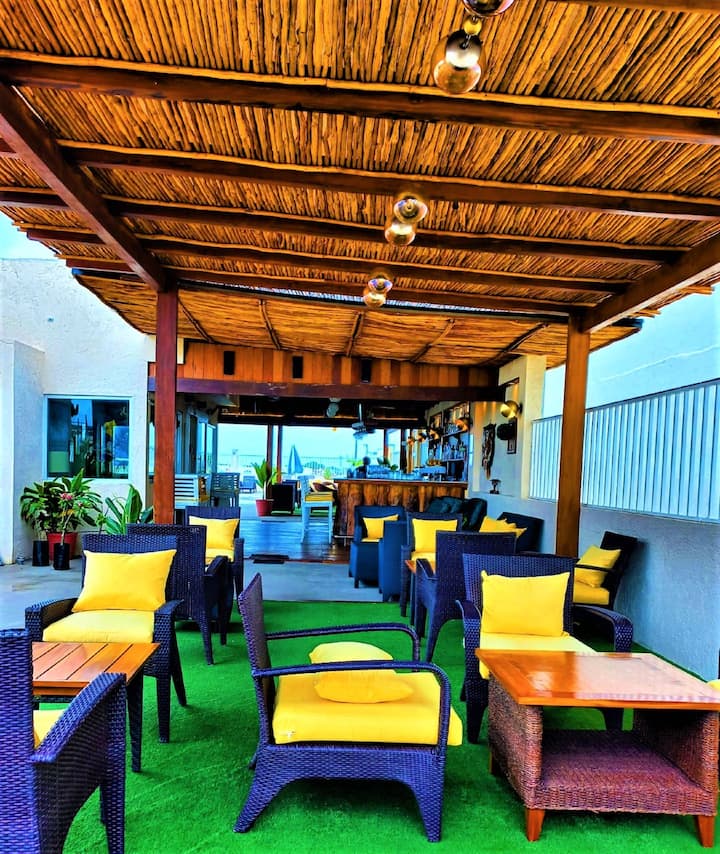 Hotel 12 Bees | Cerca Del Centro - Playa del Carmen