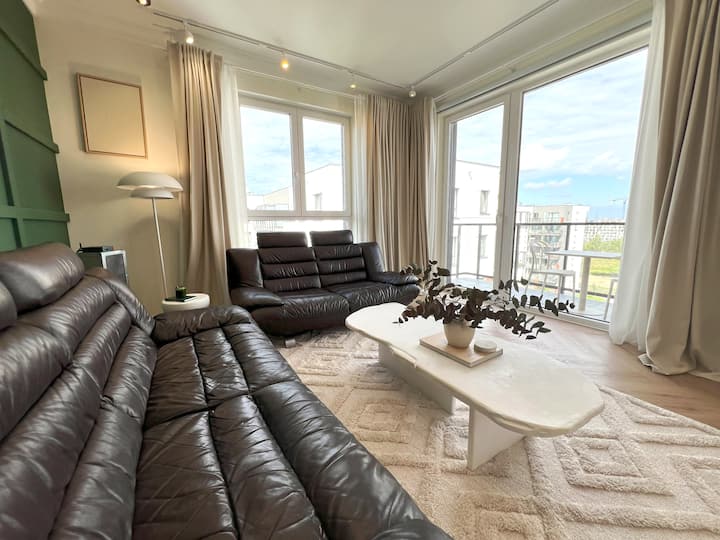 Cosy Modern Flat | Balcony & Cinema - Varsovia