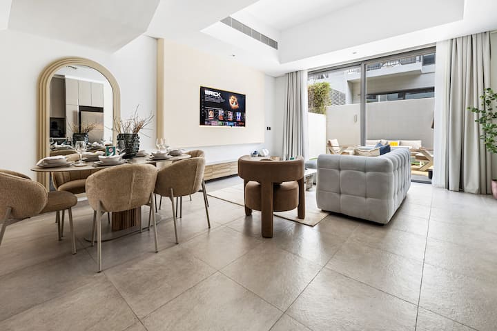New 2.5br Villa With Ps5 & Garden Near Dubai Mall - Dubái