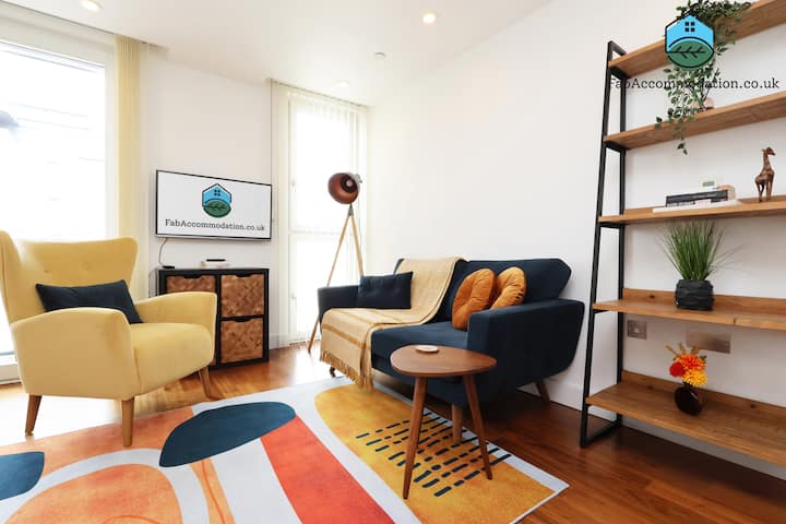 Central Apt-parking-2bed-2bath-by Fabaccommodation - Cardiff