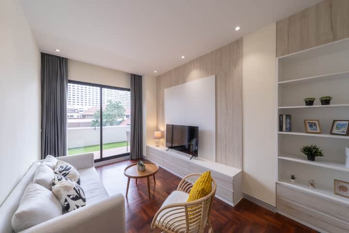 Sethiwan Park Luxury Apt #3b On Sukhumvit Rd. - Bangkok