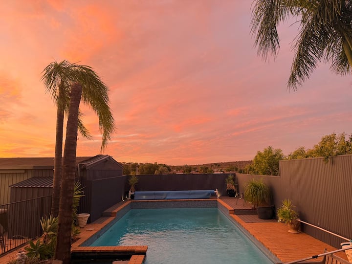 Outback Oasis With Pool & 3 Br - Broken Hill