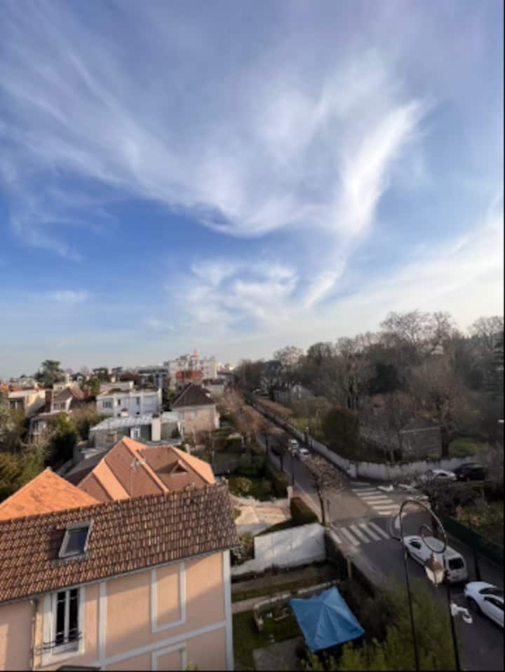 Vue Imprenable – Belle Appartement Proche Paris - Enghien-les-Bains