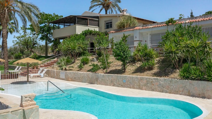 #3 Luxe 5pers Kamer In Finca Kayu + Eigen Badkamer - Alhaurín el Grande