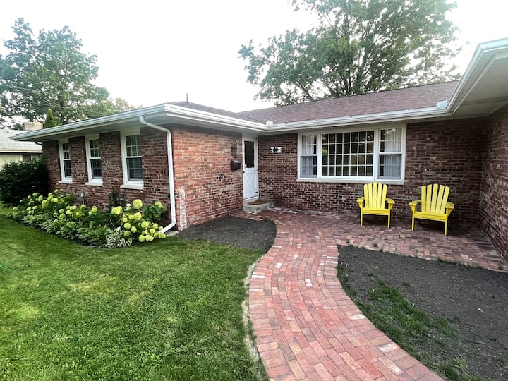 *Less Than 1 Mile* From Nd! 3 Bdr, Grill+yard - Notre Dame, IN
