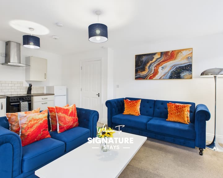*New* | Saxon Way | Gym | Pool & Spa - Bromsgrove