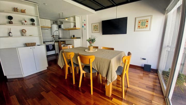 Loft Cañitas-base Ideal Para Explorar Ba En Grupo - Argentina